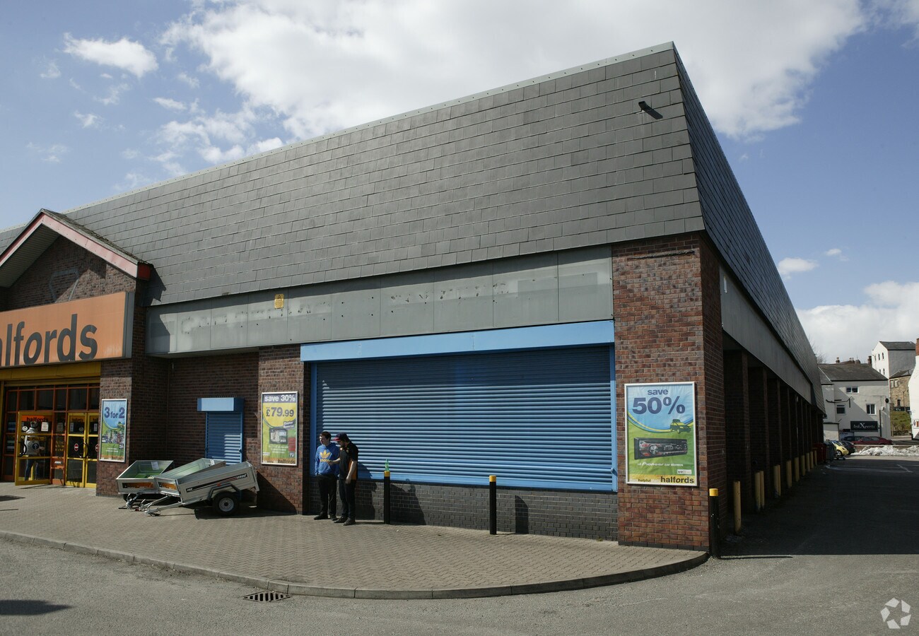 Mount St, Wrexham LL13 8DW | LoopNet UK