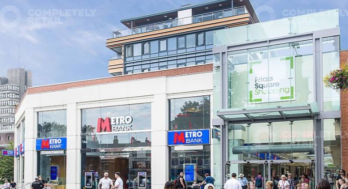 Friars Sq, Aylesbury HP20 2QF - Friars Square Shopping Centre | LoopNet UK