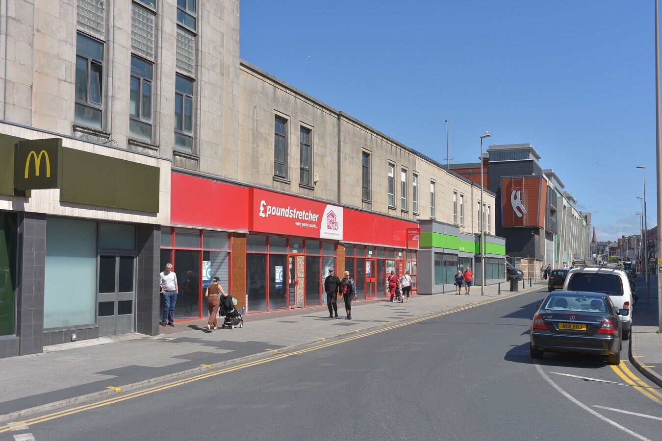 82-84 Bank Hey St, Blackpool FY1 4PX | LoopNet.co.uk
