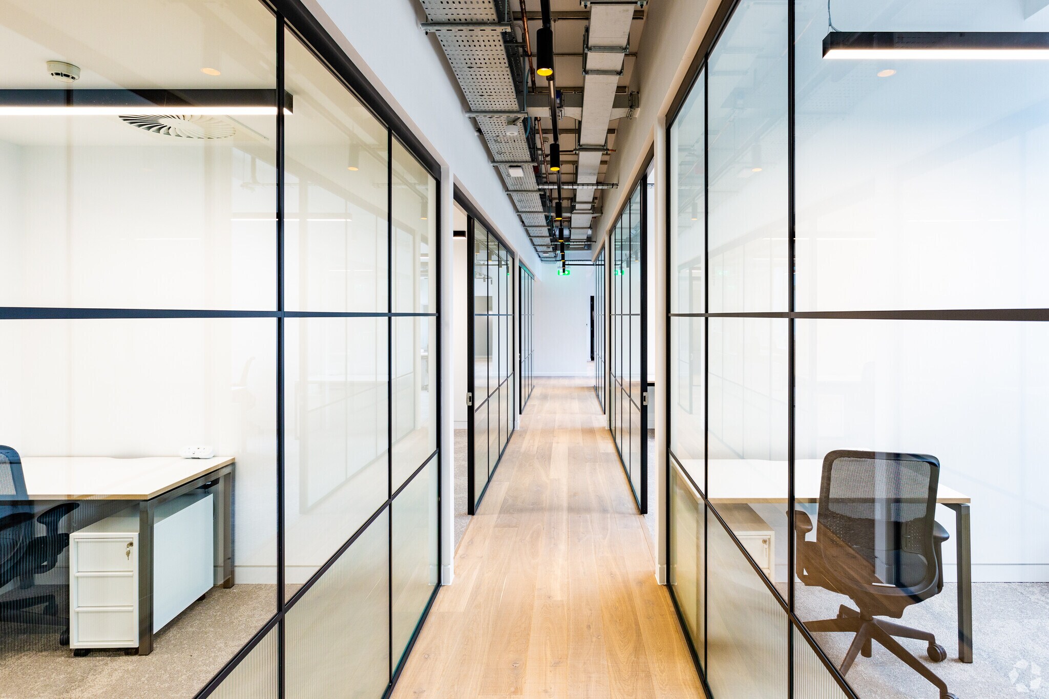 Coworking Space to Rent - Brunel House, 2 Fitzalan Rd, Cardiff, CF24 ...