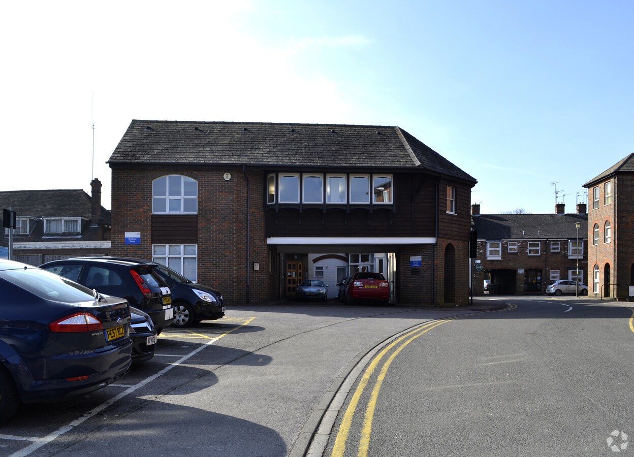 Matthew St, Dunstable LU6 1SD | LoopNet.co.uk