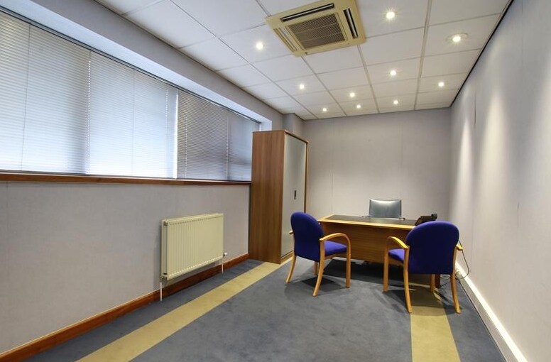 16 Roydsdale Way, Bradford BD4 6SE | LoopNet UK