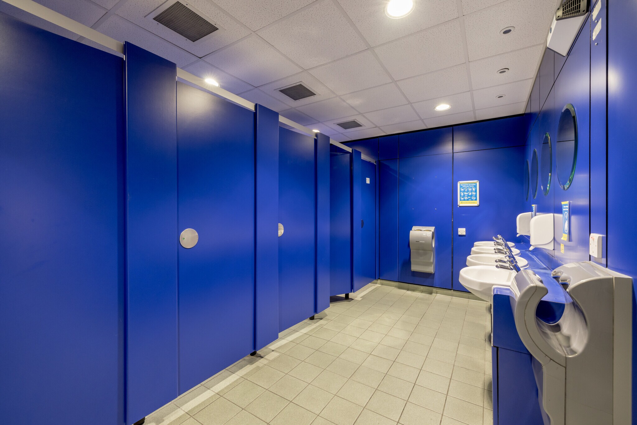 35 Kinnoull St, Perth, PH1 5GD - Pullar House - Office to Rent - 90,189 ...