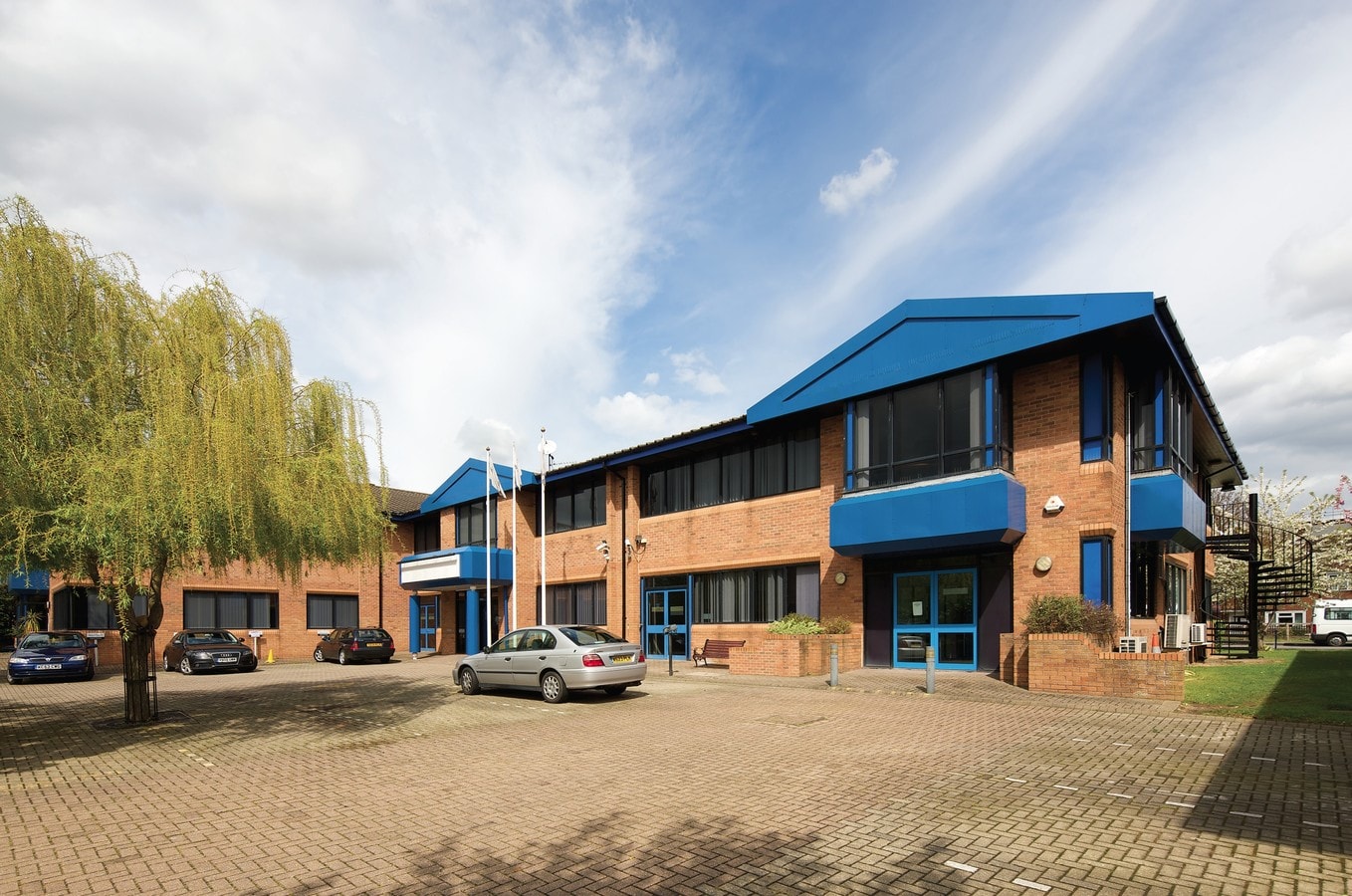Office Space to Rent - Green Ln, Hounslow, TW4 6NW - 13,393 sq ft | LoopNet