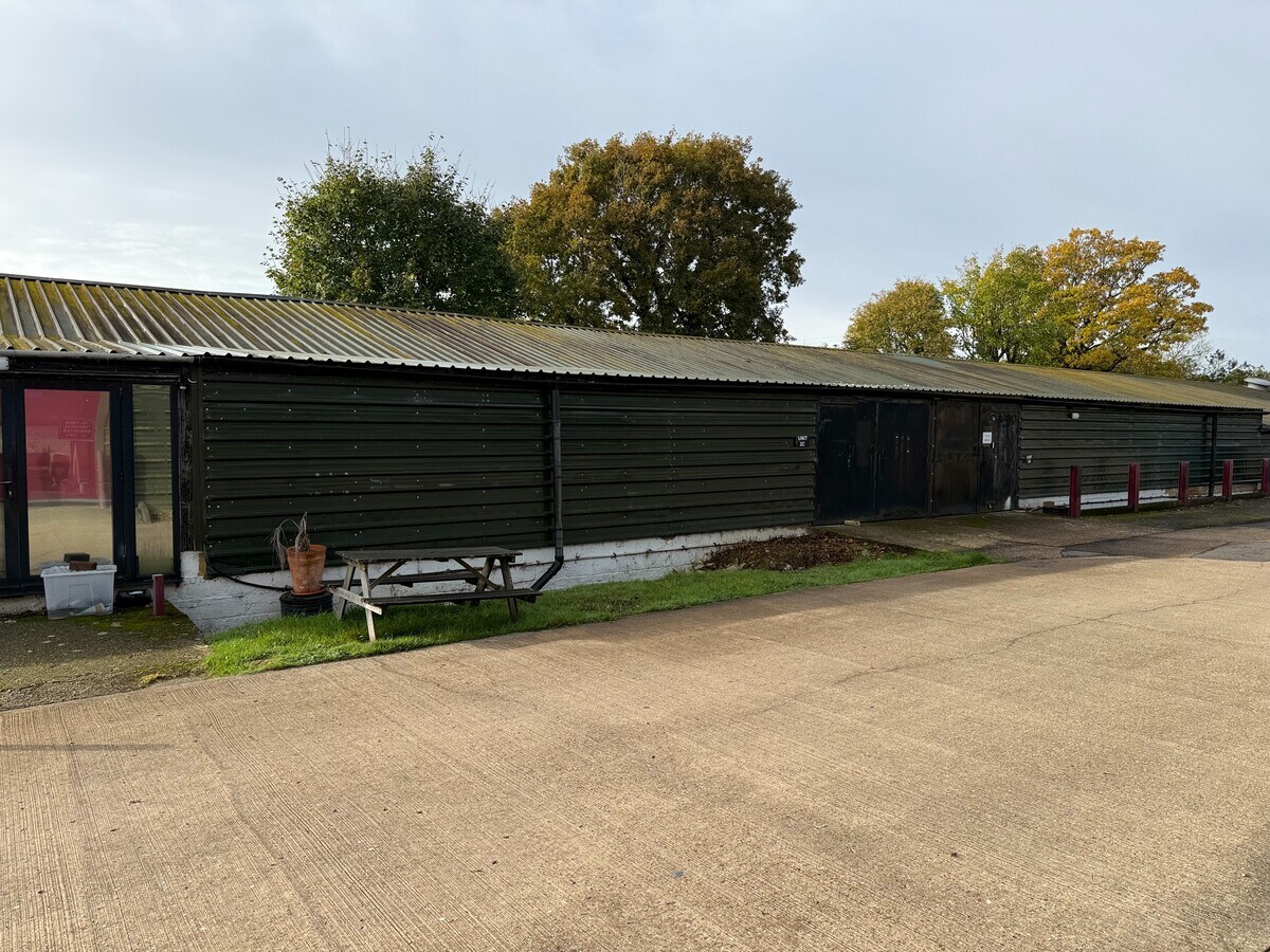 Light Industrial Space to Rent in Thornhill Court Billingshurst Rd ...