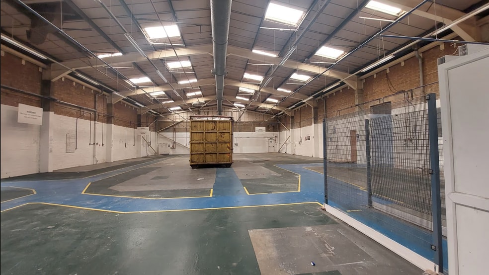Industrial Space to Rent - Station Road Industrial Estate, 8 Station ...