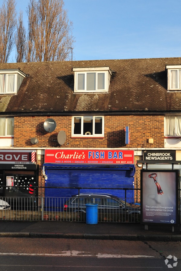 105 Chinbrook Rd, London, SE12 9QL - Retail to Rent - 601 sq ft - GBR