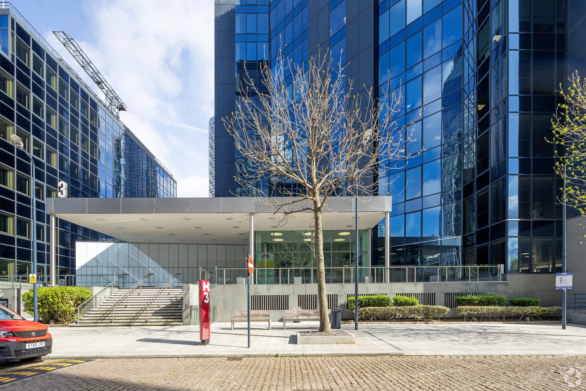 Office Unit for Sale in 3 Harbour Exchange, London, E14 9GE - 96,644 sq ...