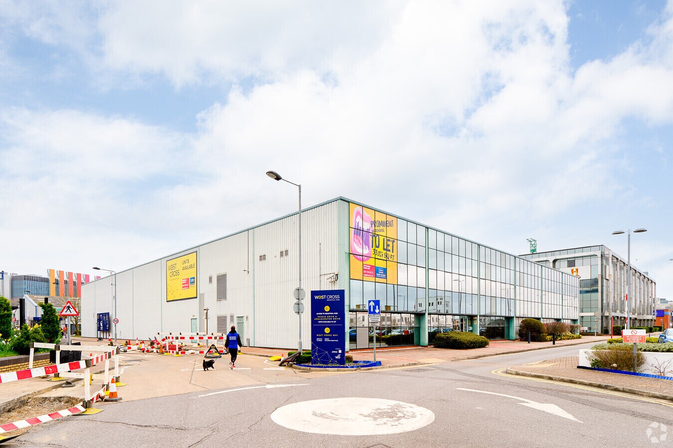 West Cross Way, Brentford, TW8 9DE - GBR