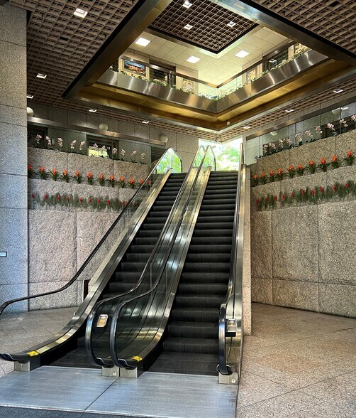 1100 Alakea Street, 24th Floor, Suite #2401, Honolulu, HI 96813 ...