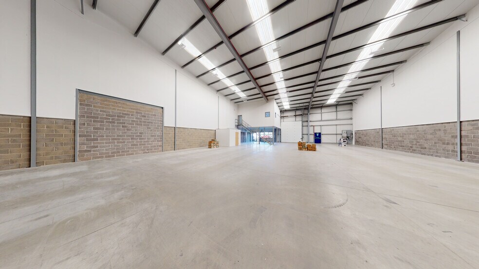 E5 Portfield Rd, Portsmouth, PO3 5FL - E4-E12 | LoopNet UK