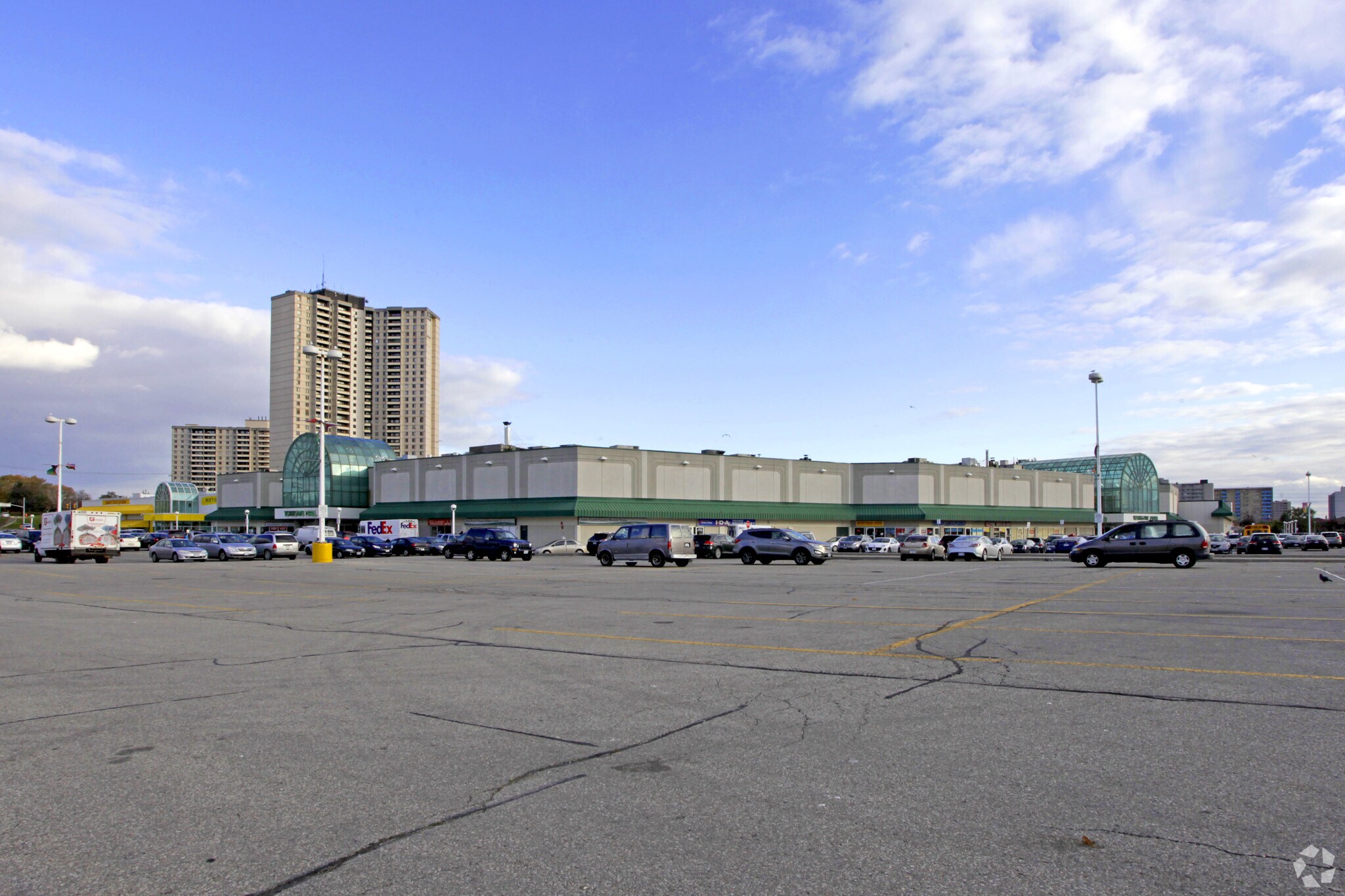 1 York Gate Blvd, Toronto M3N 3A1 - Yorkgate Mall | LoopNet.co.uk