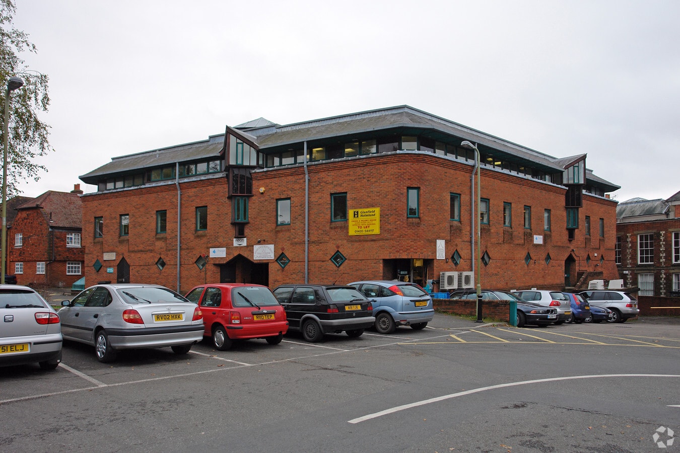 Cross And Pillory Ln, Alton GU34 1HL | LoopNet UK