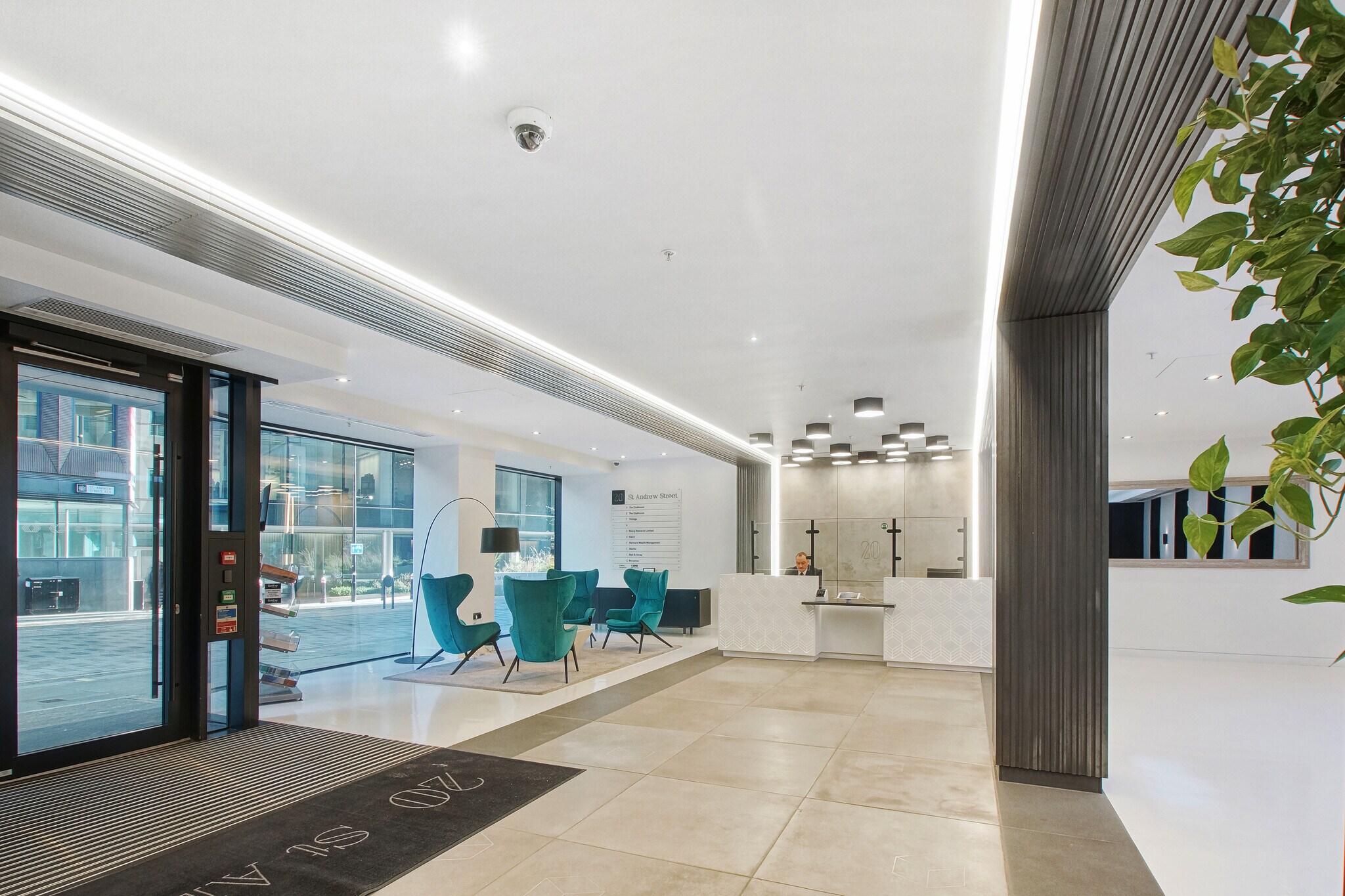 Coworking Space to Rent - St Andrews House, 18-20 St. Andrew St, London ...