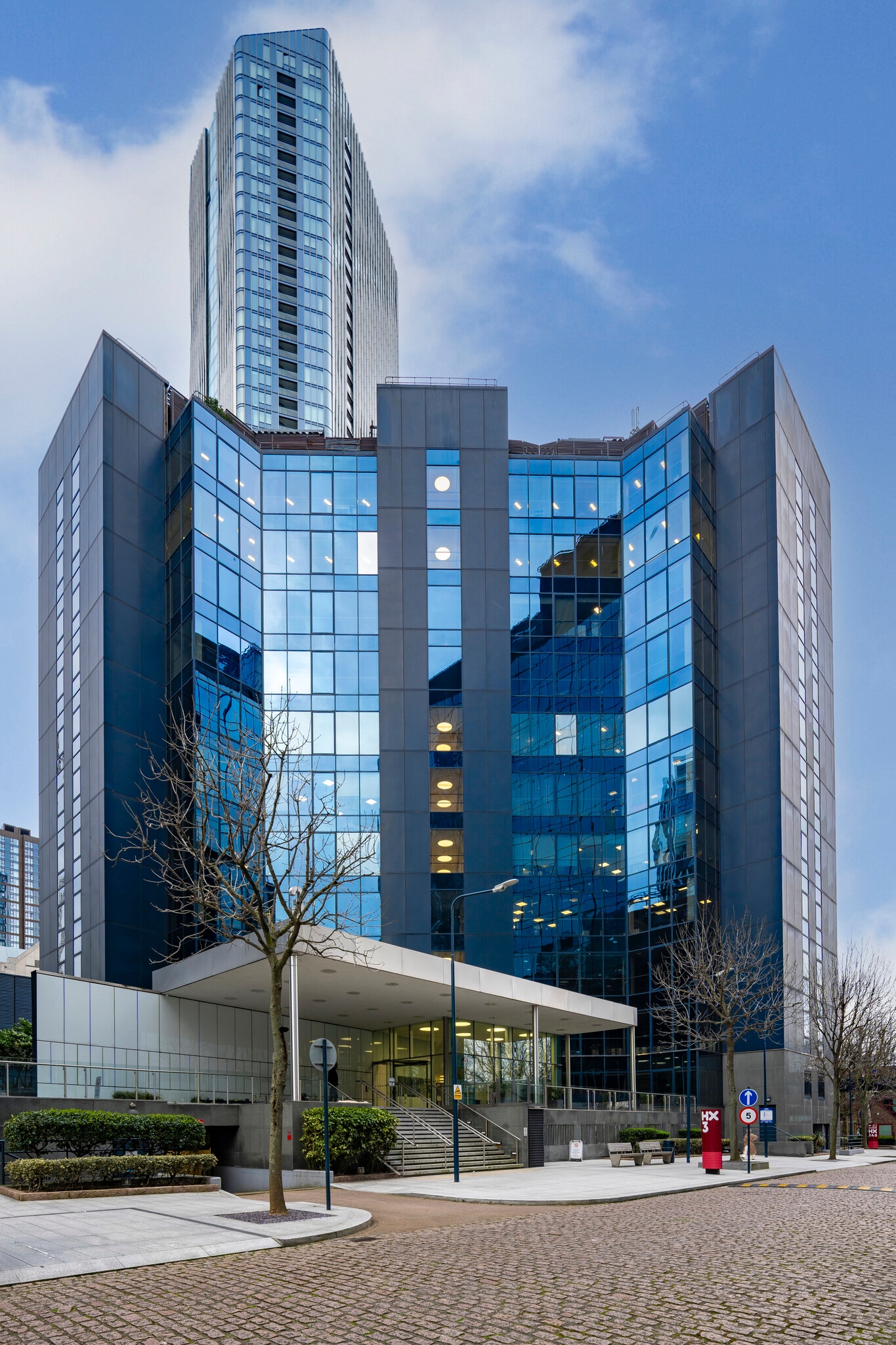 Office Unit for Sale in 3 Harbour Exchange, London, E14 9GE - 96,644 sq ...