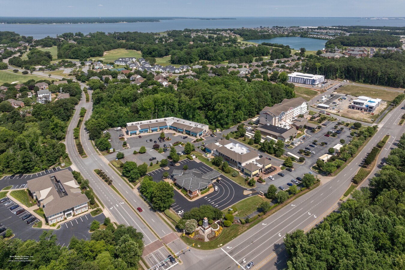 Harbour View Blvd, Suffolk, VA 23435 - USA