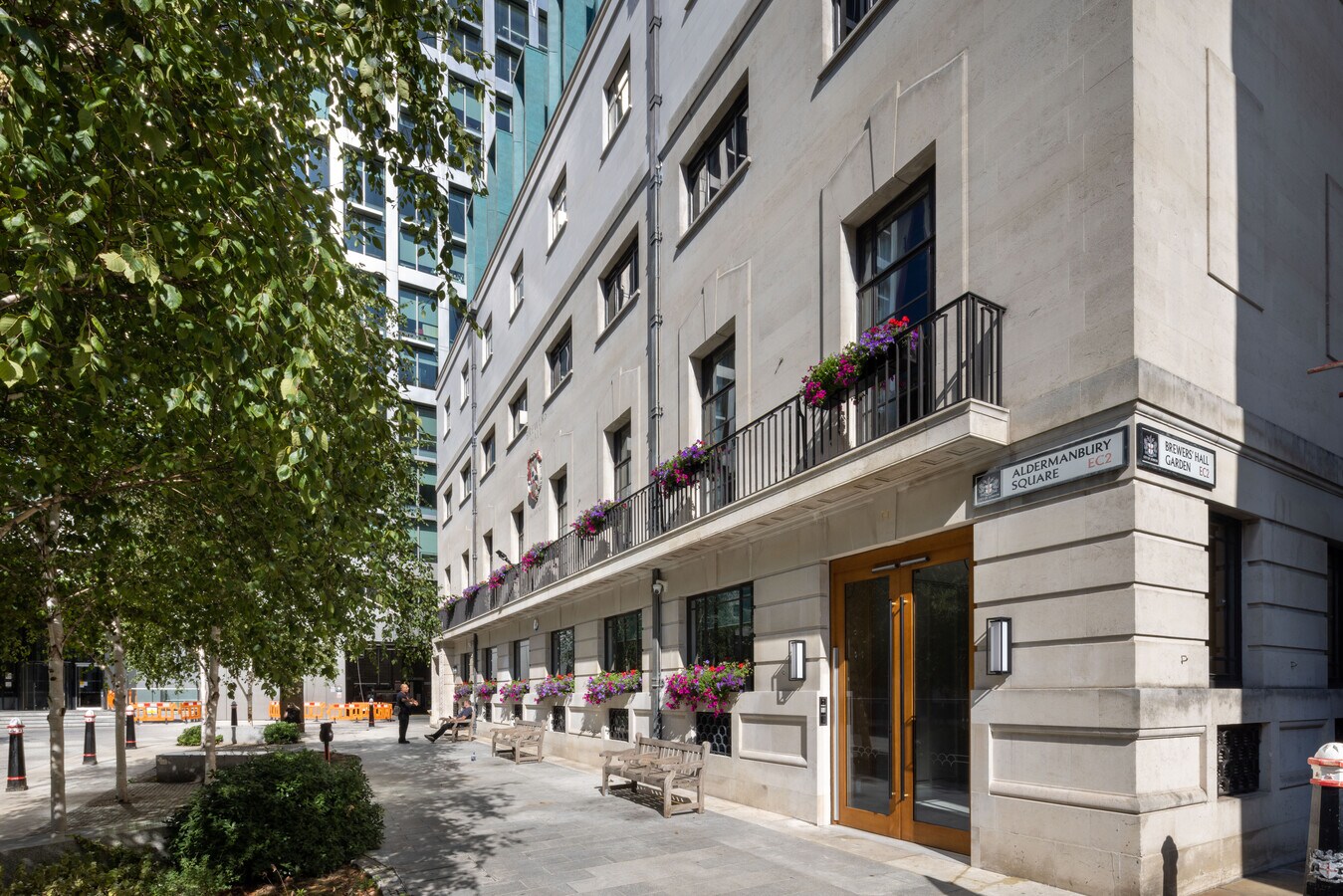 Aldermanbury Sq, London EC2V 7HR | LoopNet UK