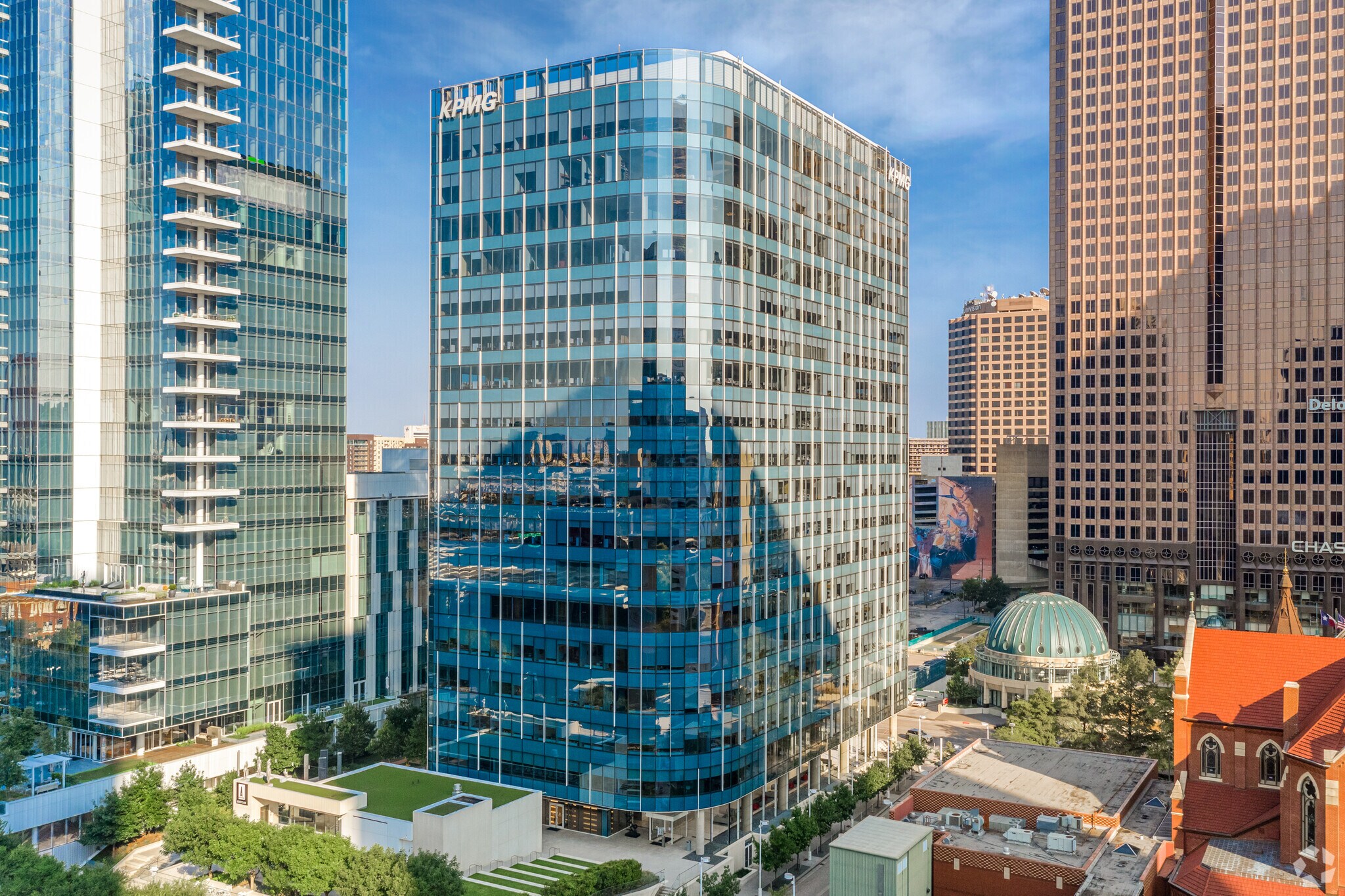 2323 Ross Ave, Dallas 75201 - KPMG Plaza | LoopNet.co.uk