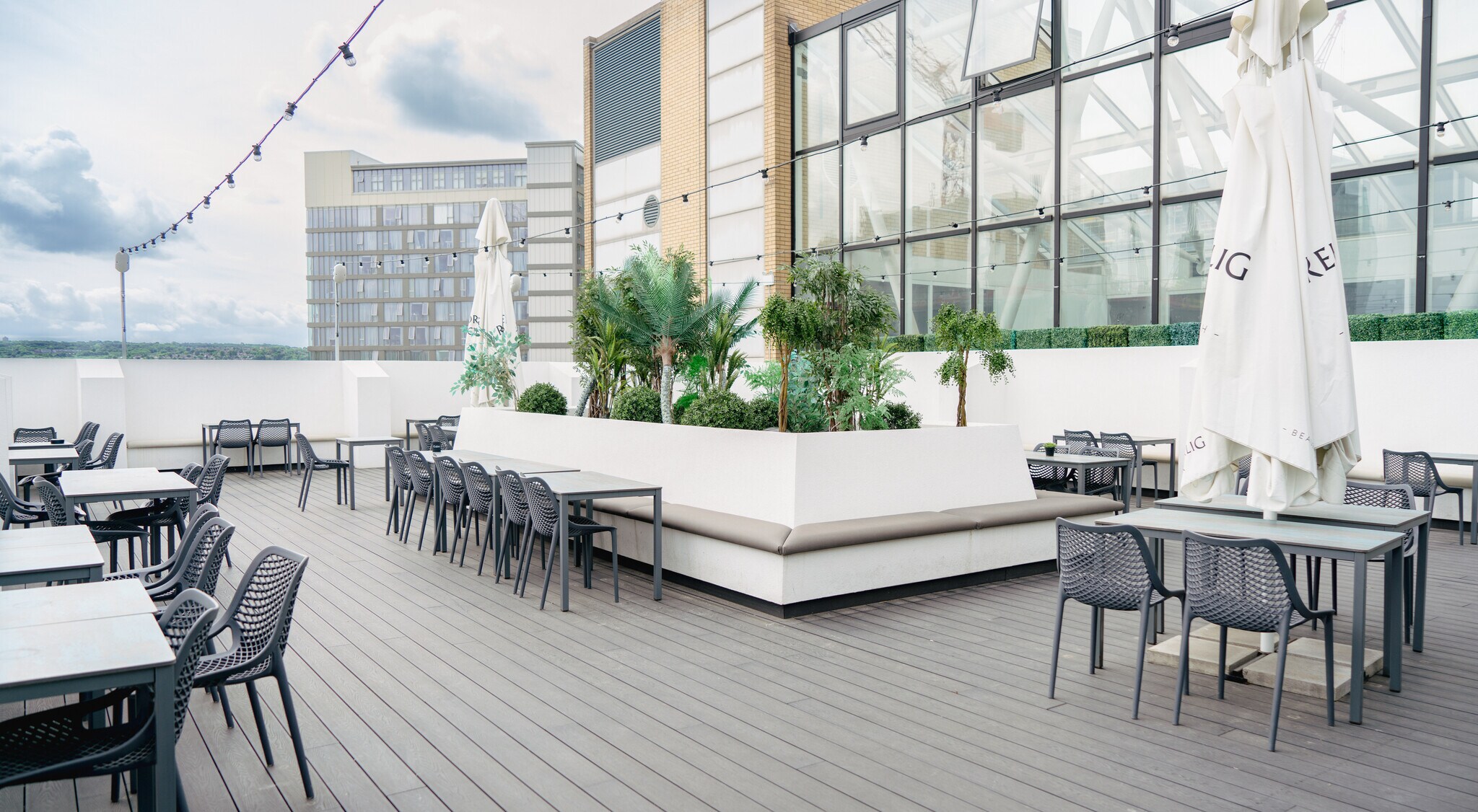 Coworking Space to Rent - Cubo Work, 38 Carver St, Sheffield, S1 4FS ...