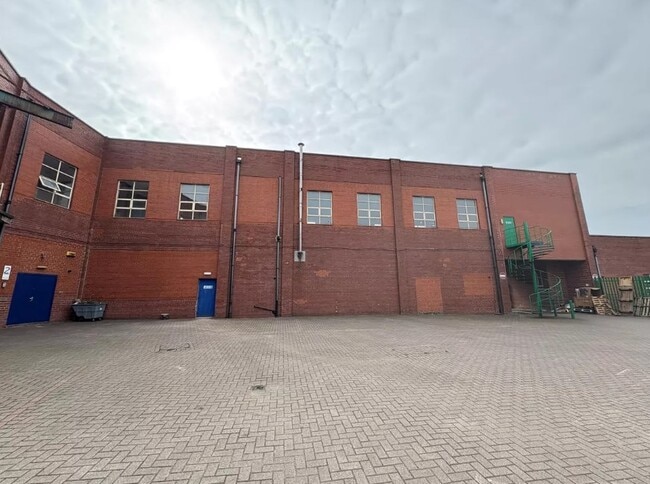 Industrial Units & Warehouses To Rent in Sheffield