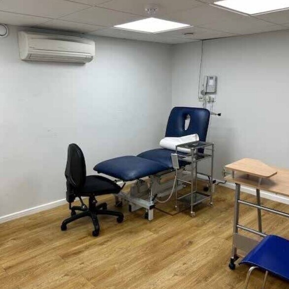 11-12 George Ln, London, E18 1BD - Office for Sale | LoopNet UK