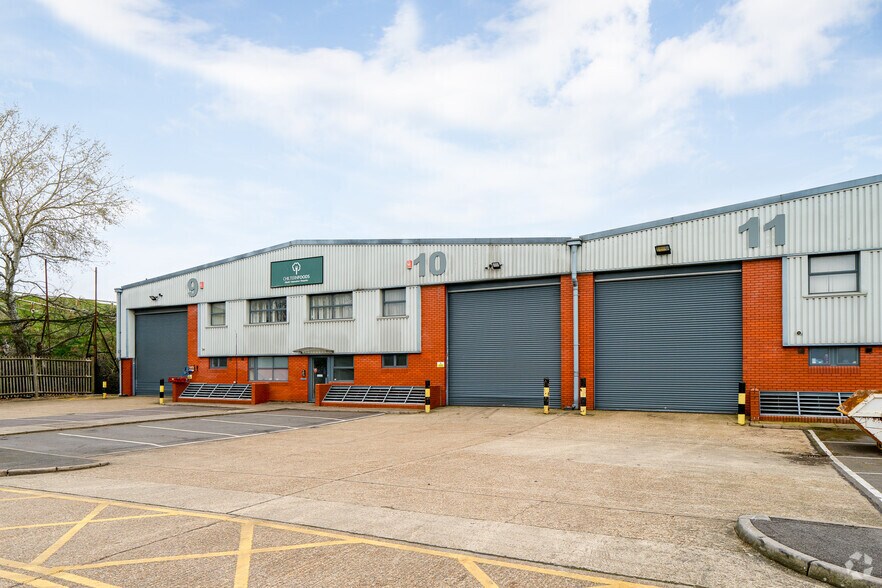 Spitfire Way, Hounslow, TW5 9NR