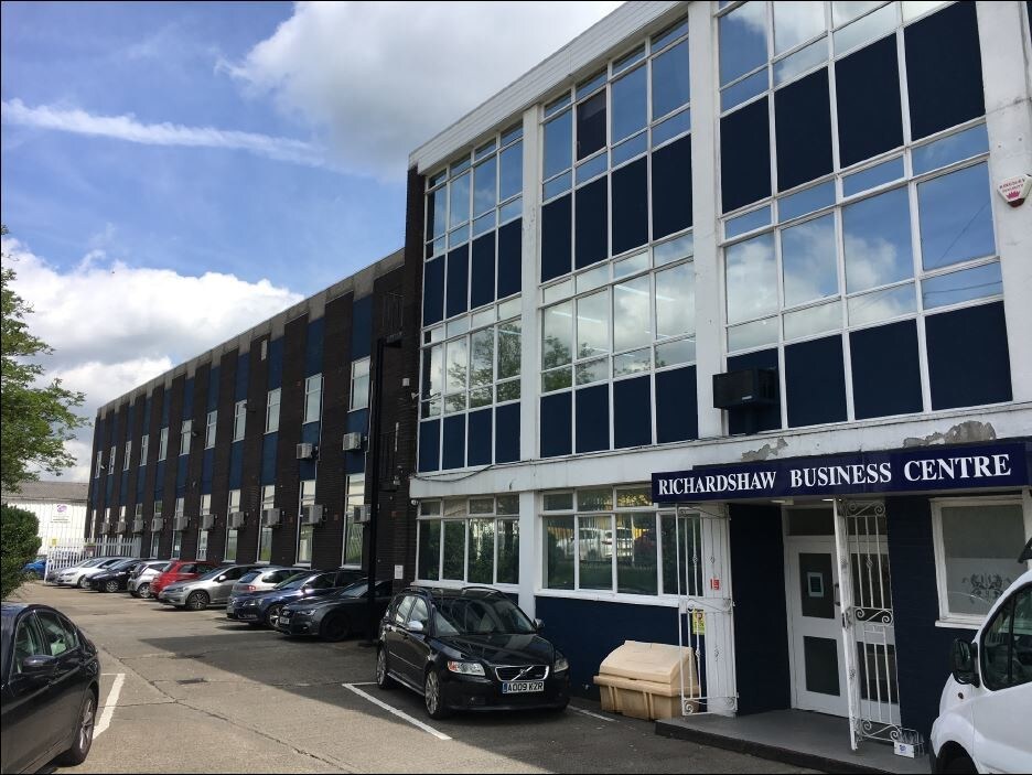 Richardshaw Rd, Pudsey LS28 6RW | LoopNet UK