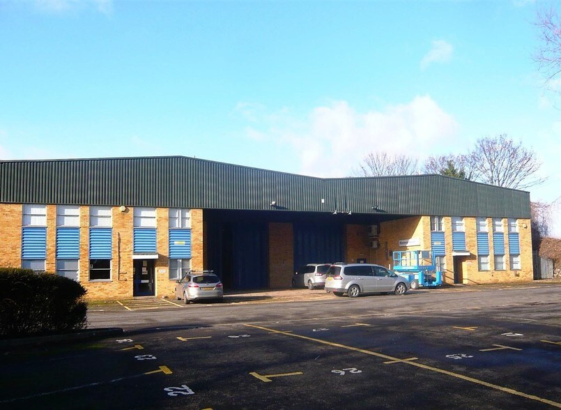 7-11 Haslemere Way, Banbury OX16 5TY | LoopNet UK