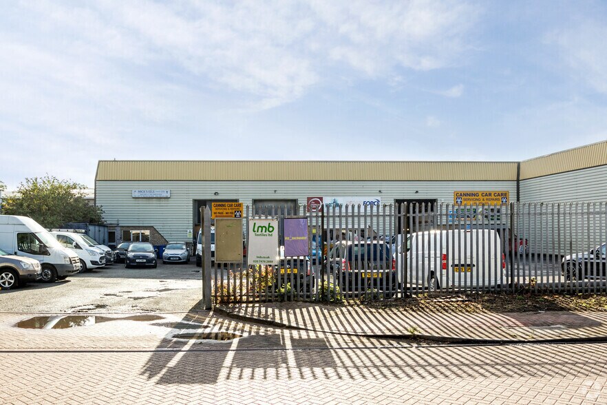 1B North Crescent, London E16 4SR - Industrial for Rent | LoopNet UK