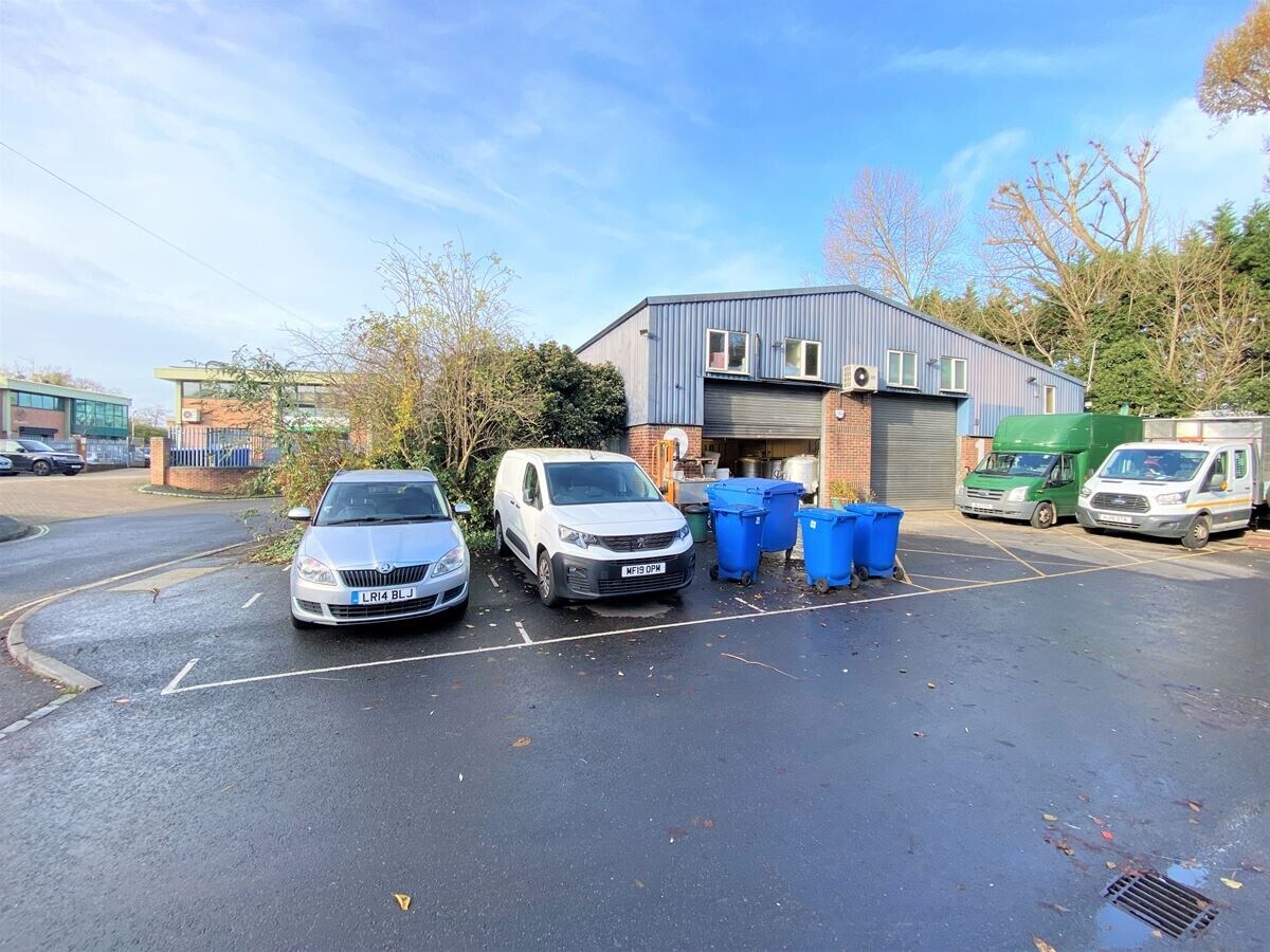 The Ham & High St, Brentford, TW8 8EL - GBR