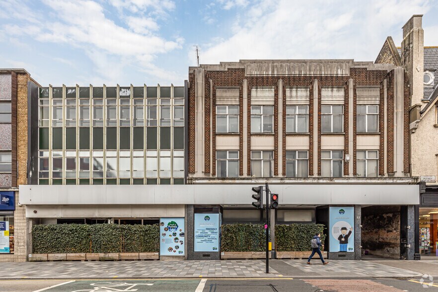 55-61 Putney High St, London, SW15 1SP - GBR