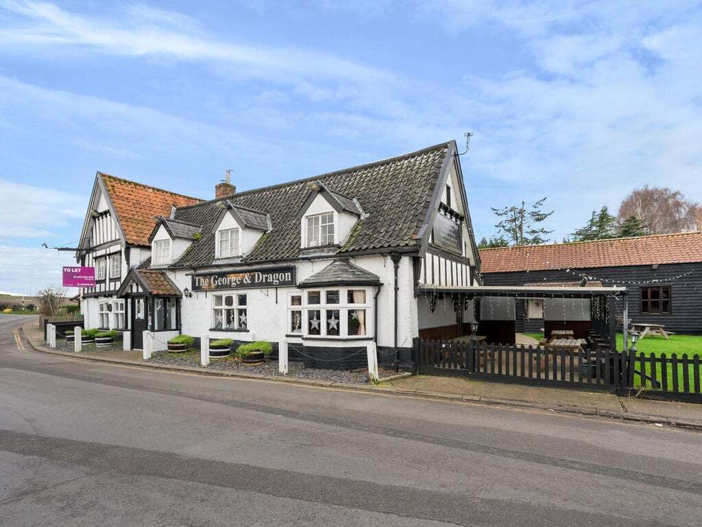 The George & Dragon, 2 The Street, Thurton, NR14 6AL | LoopNet