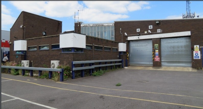 Monument Way West, Woking, GU21 5EN | LoopNet UK