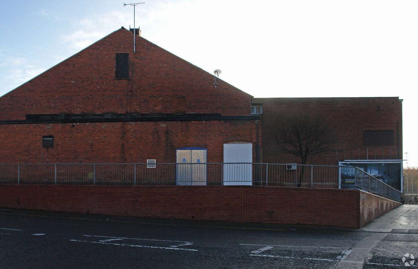 Ropergate, Pontefract WF8 1JX | LoopNet UK