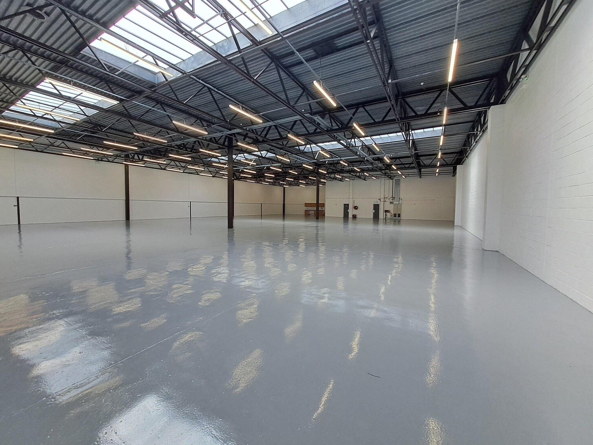 Industrial Space to Rent - Denbigh Hall, Milton Keynes, MK3 7QT ...