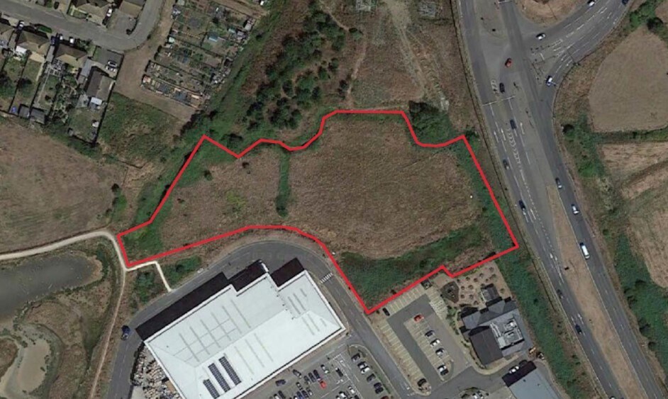 Thomsett Way, Queenborough, ME11 5AR - Site North of Neatscourt Retail ...