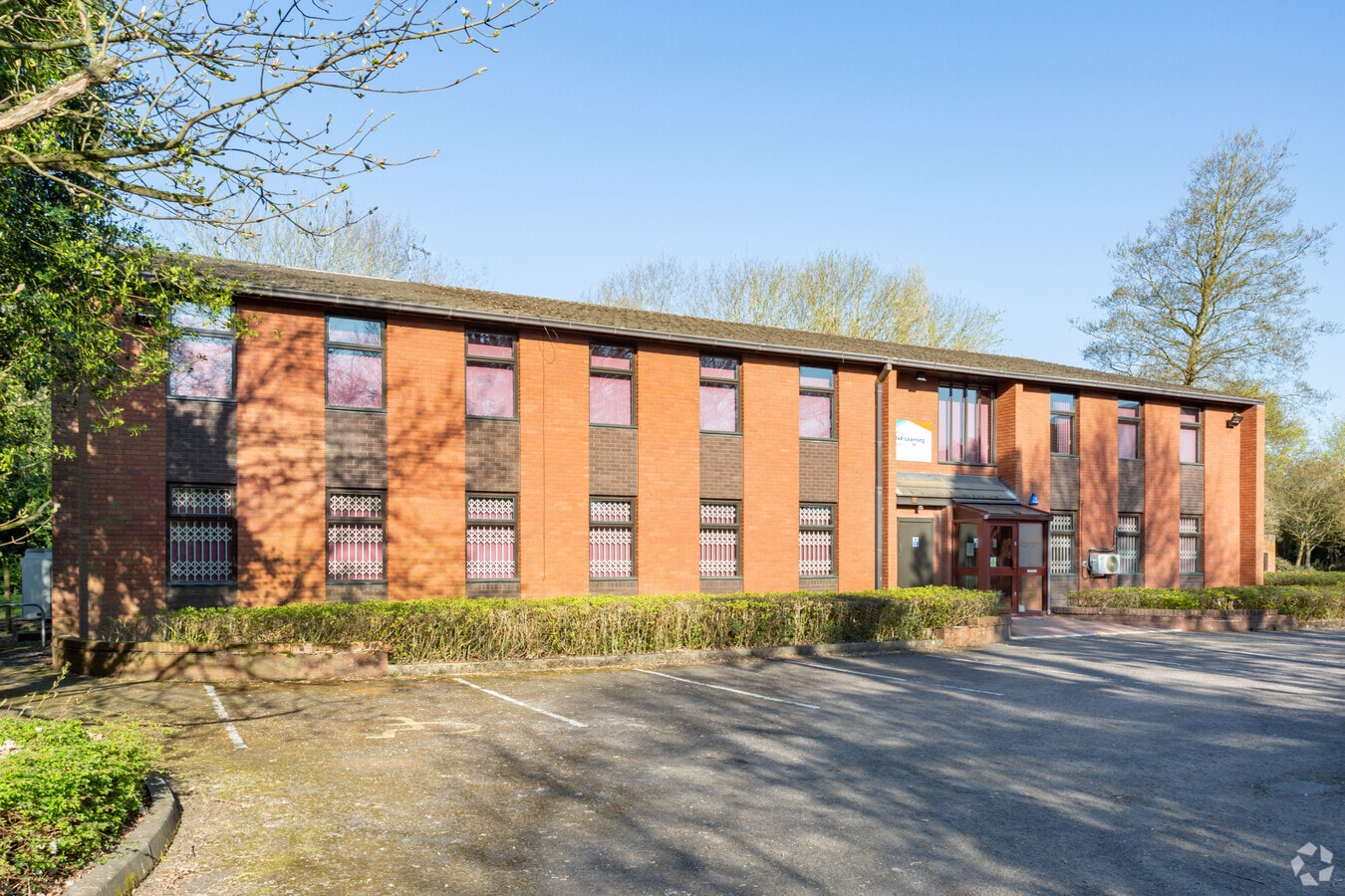 Millburn Hill Rd, Coventry CV4 7HS | LoopNet UK