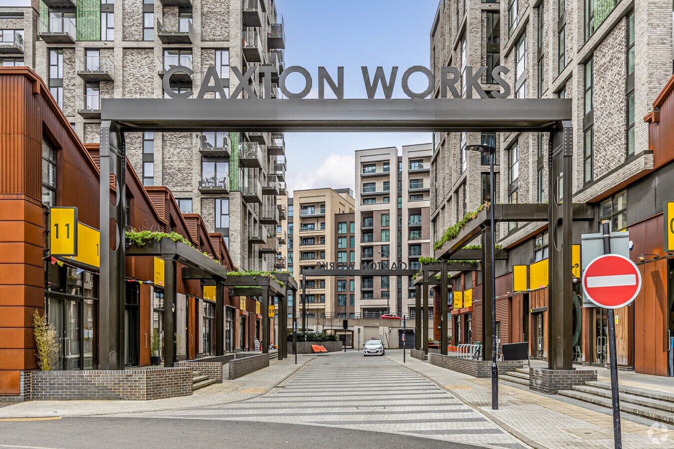 Caxton St N, London, E16 1XE | LoopNet UK