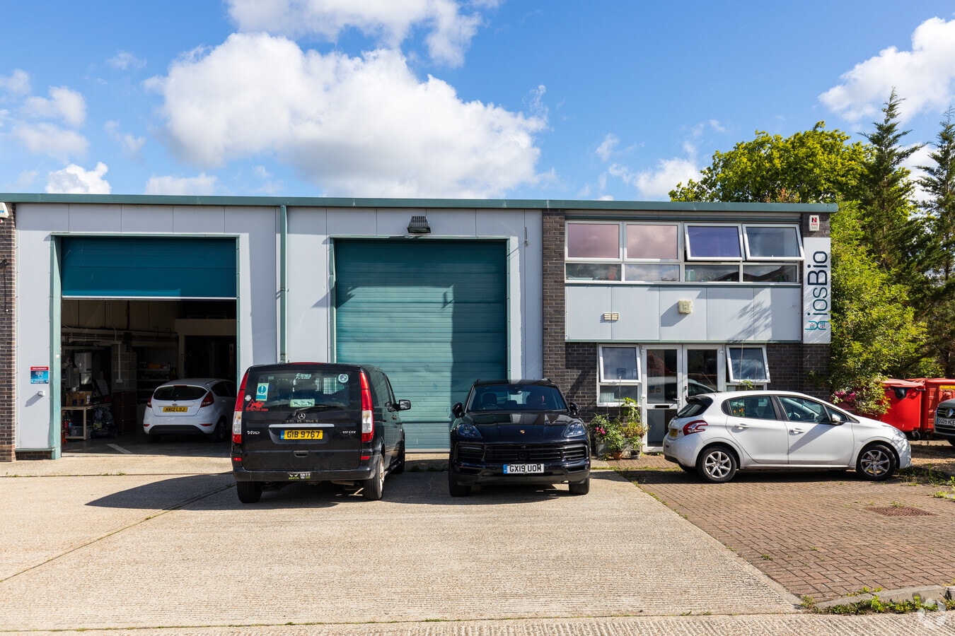 Albert Dr, Burgess Hill, RH15 9TY | LoopNet UK