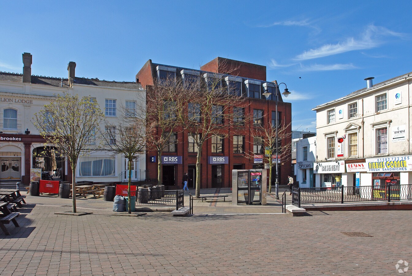 15-17 George St, Luton LU1 2AF | LoopNet UK