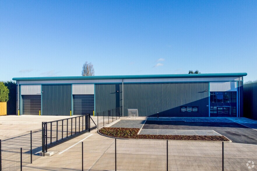 Ashmore Lake Way, Willenhall, WV12 4HD - Electrium Point | LoopNet UK