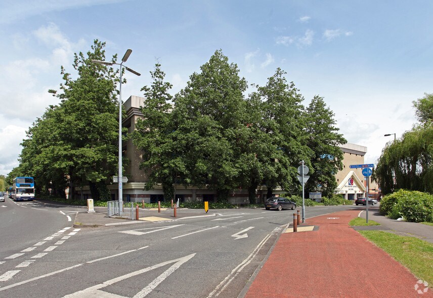 Chantry Way, Andover, SP10 1LZ - The Chantry Centre - Retail for Rent ...