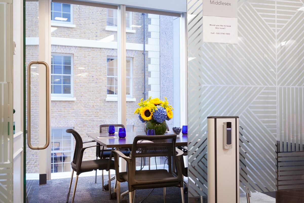 6 Bevis Marks, London, EC3A 7BA - Office to Rent - 20,580 sq ft - GBR