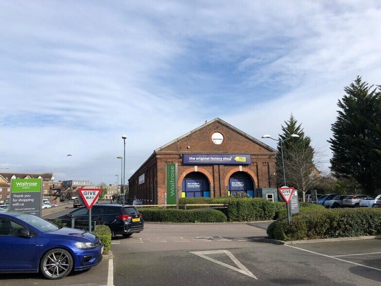 Retail Space to Rent - The Engine Shed, Consort Way, Horley, RH6 7AU ...