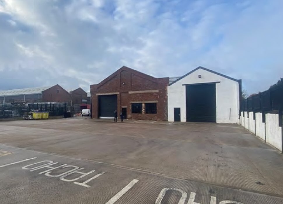 Industrial Property for Sale in 17 Middlemore Rd, Smethwick, B66 2DZ ...