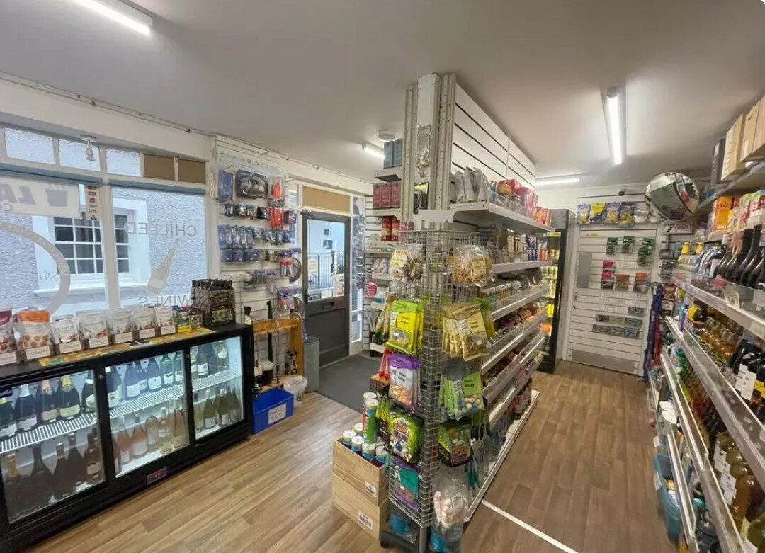 Retail / Shopfront Retail / Residential property for Sale in 3 Grace ...