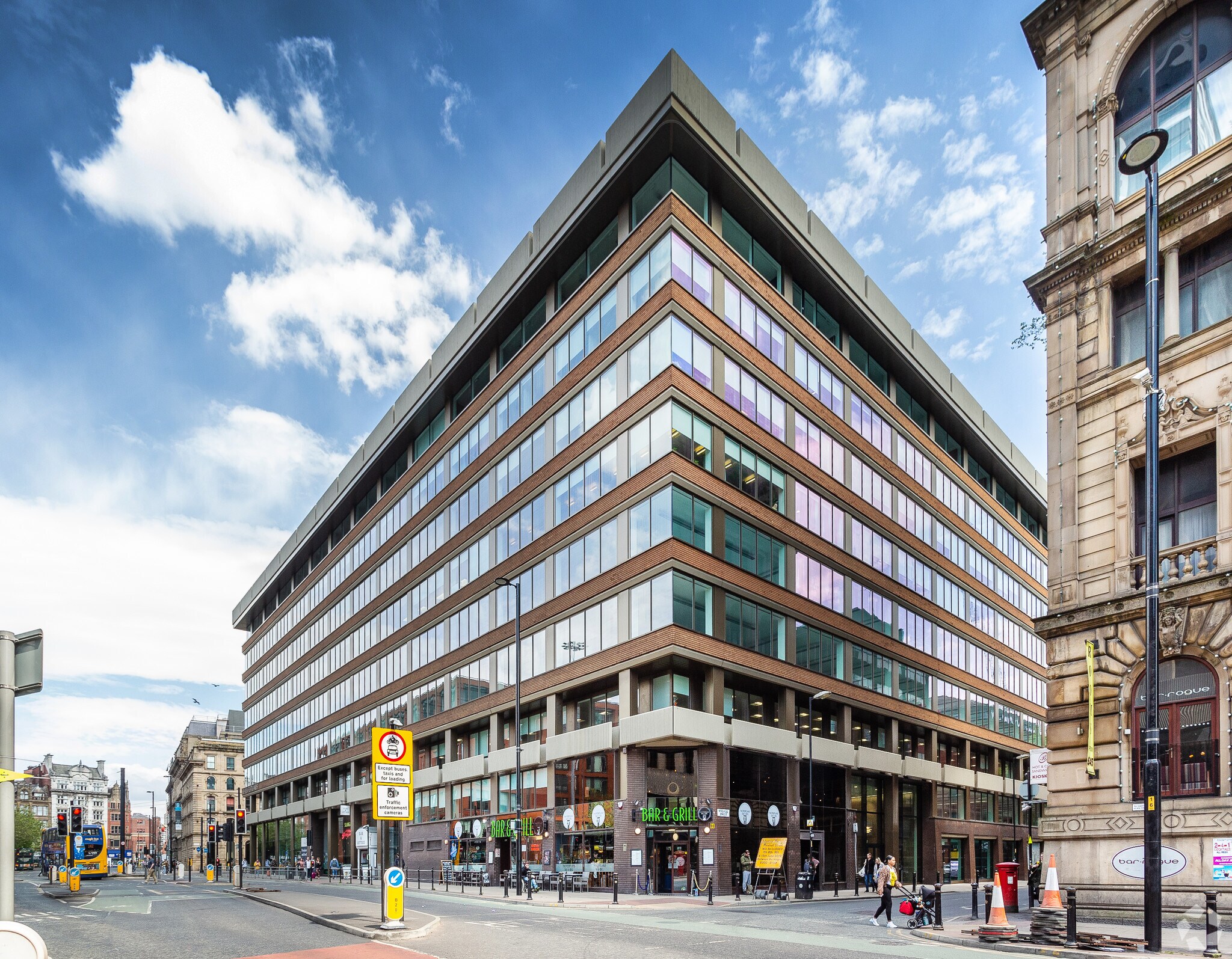Office Space to Rent - Westminster House, 11 Portland St, Manchester ...