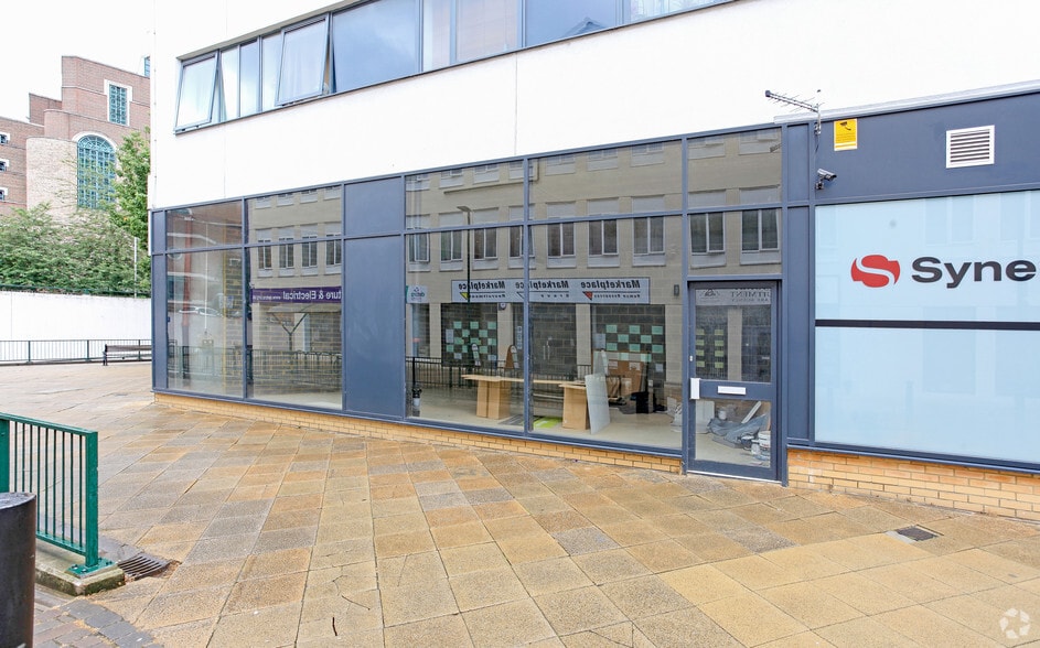 2 Lord St, Watford, WD17 2LQ - Queens Gate | LoopNet UK