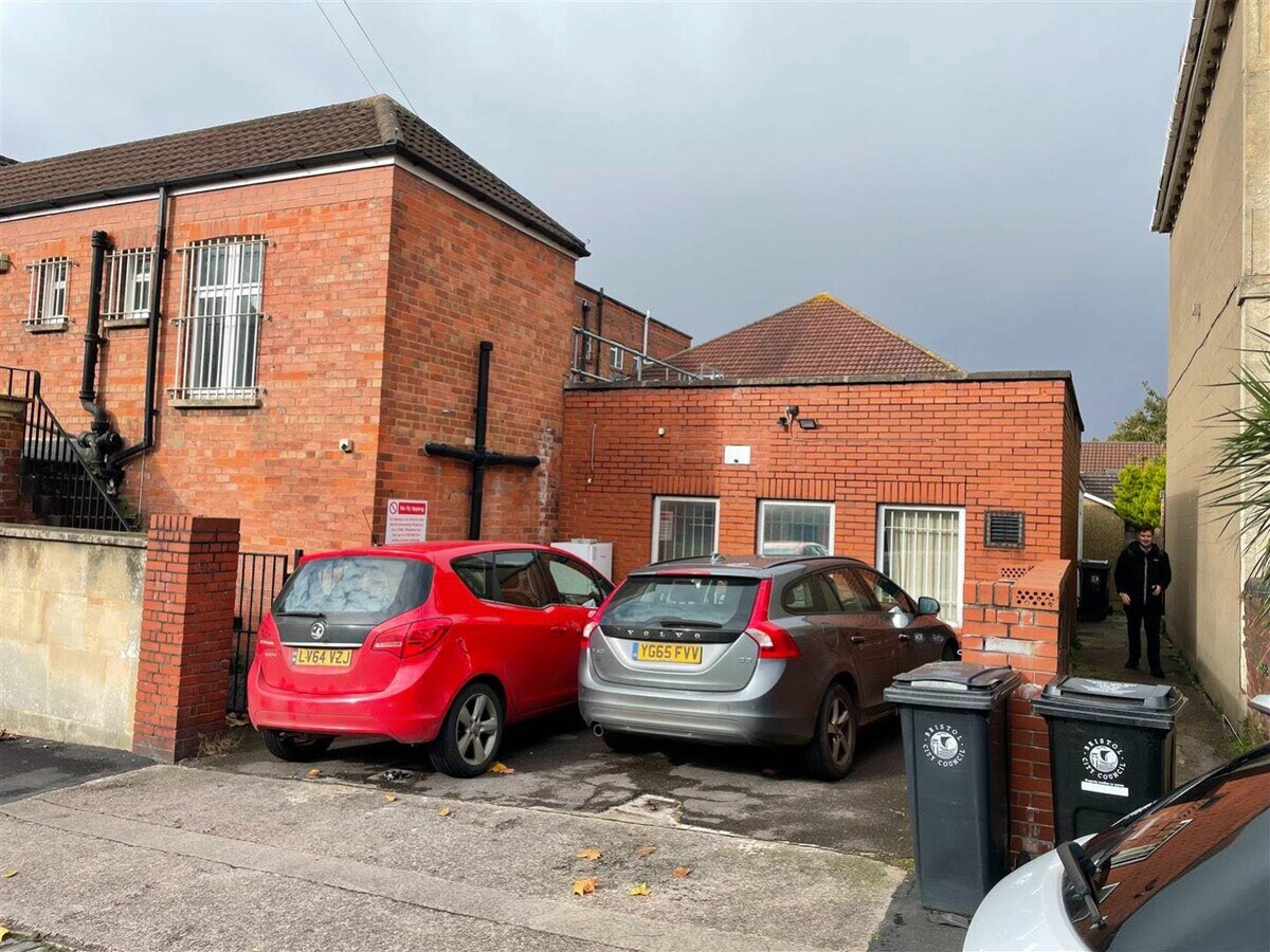 286-292 Wells Rd, Bristol BS4 2PU - Retail for Rent | LoopNet UK