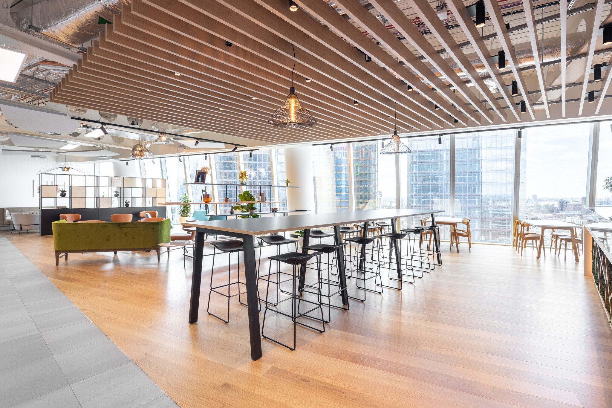 Coworking Space to Rent - 100 Bishopsgate, London, EC2M 1GT | LoopNet